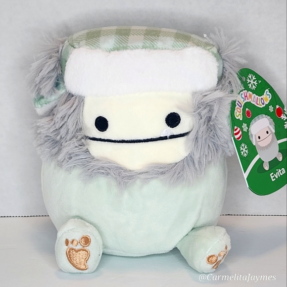 Squishmallows | Toys | Evita Grey Bigfoot Wplaid Snow Hat Gold Feet ...